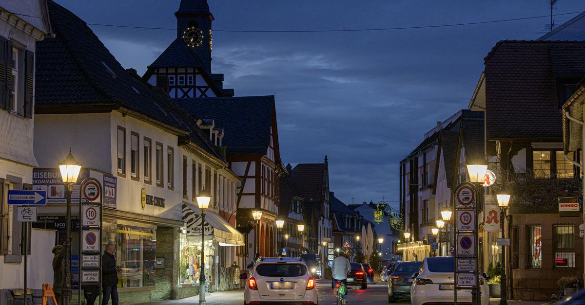 Fahrbahn soll Situation am Groß-Gerauer Rathaus entschärfen